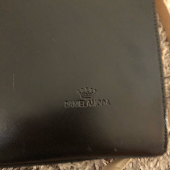 daniela moda | Bags | Daniela Moda Purse Real Leather | Poshmark